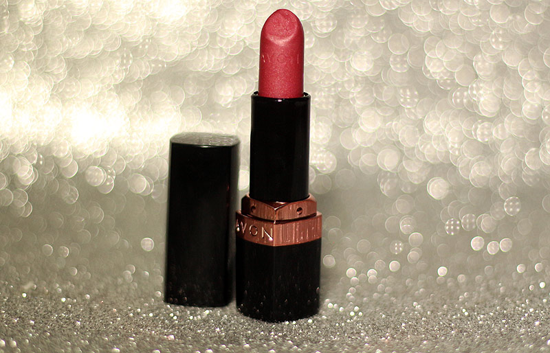 Batom mattelizado Avon Rosa Prisma - Luiza Gomes